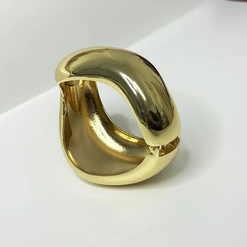 Wavy Bangle - ULA