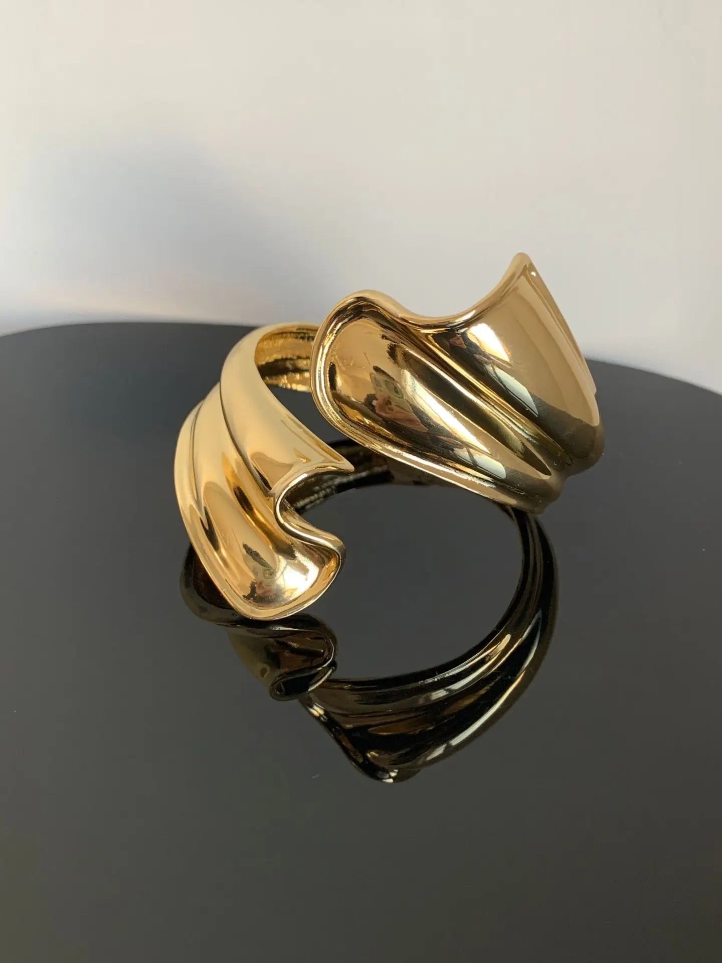 Wave Bangle - ULA